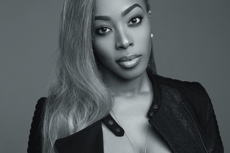 Alexandra Amon dévoile le secret… - Tendances People Mag