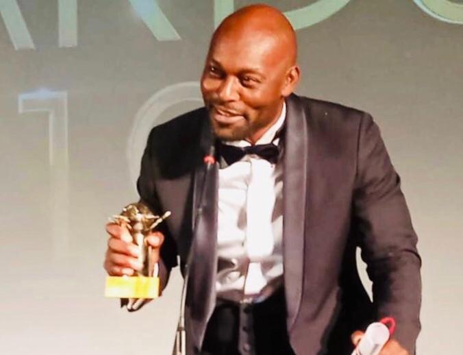 Jimmy Jean-Louis décroche le prix d'Or aux Sotigui Awards 2019 ...